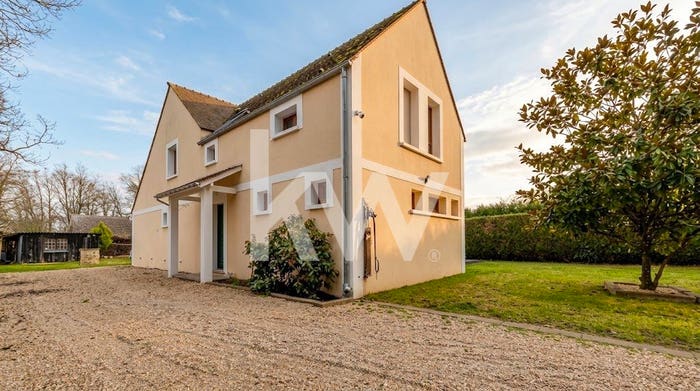 Maison 6 pièces à Condé-sur-Vesgre, à vendre
