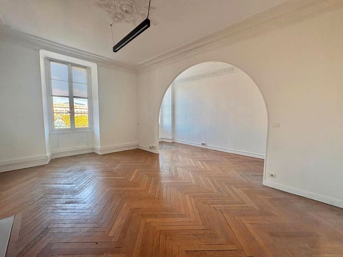 Nice, Centre-ville - Appartement 4 pièces à vendre