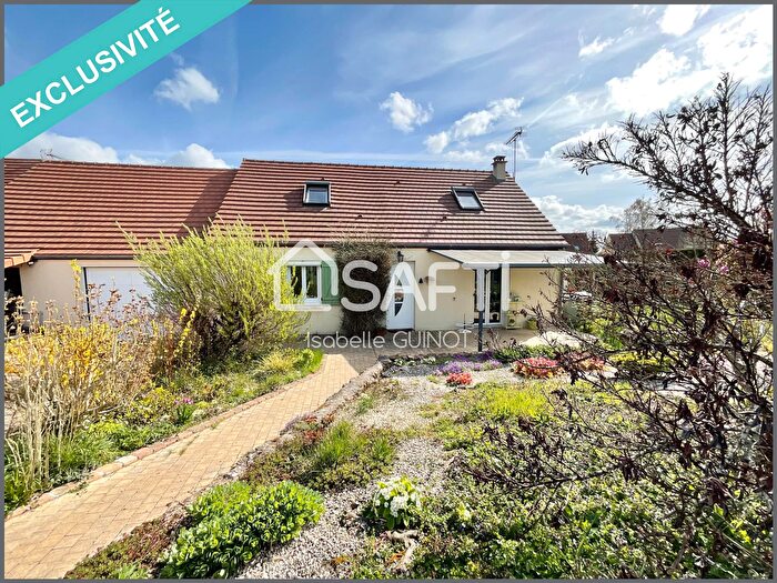 Maison 6 pièces à Bréval, à vendre
