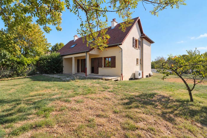 Savigny-le-Sec : Maison 5 pièces à vendre