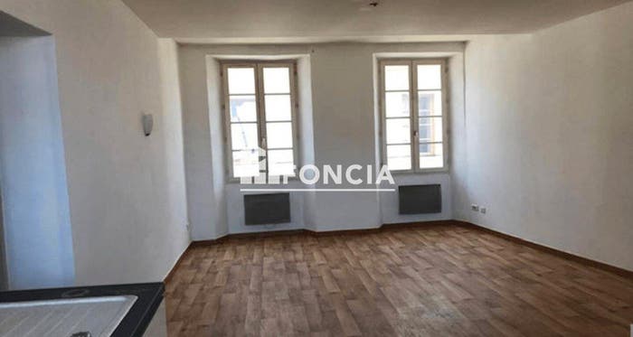 Centre Ville, Carpentras - Appartement 2 pièces à louer