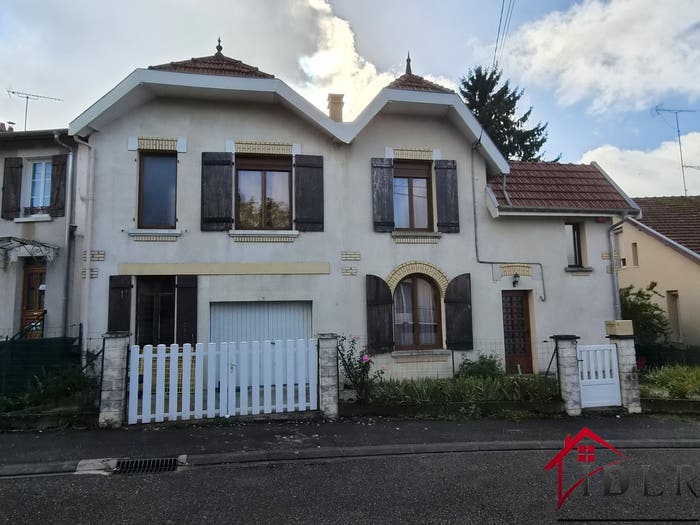 Maison 6 pièces à Wassy, à vendre