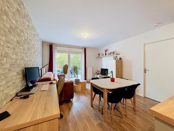 Trappes, Jean Macé : Appartement 2 pièces à vendre