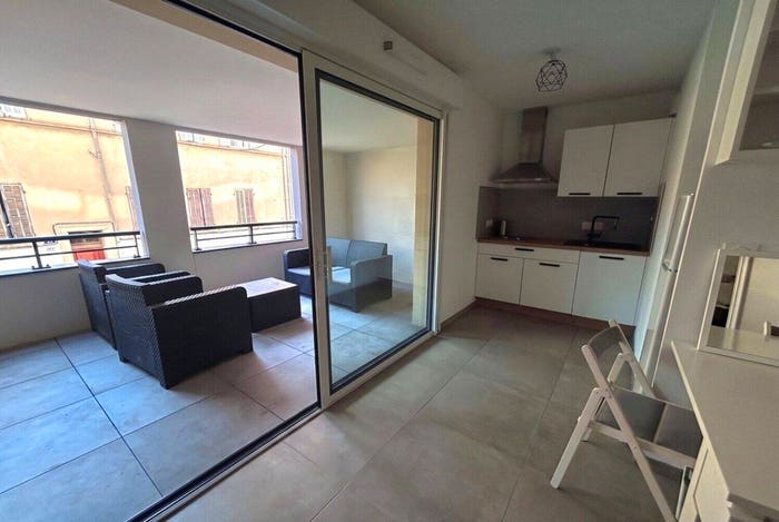 Vauban, Marseille 6ème arrondissement : Appartement 1 pièce à louer