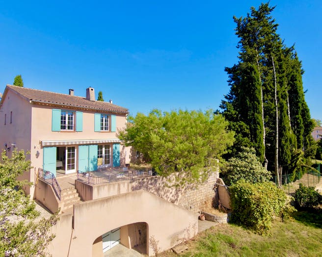 Maison 5 pièces à Trans-en-Provence, à vendre