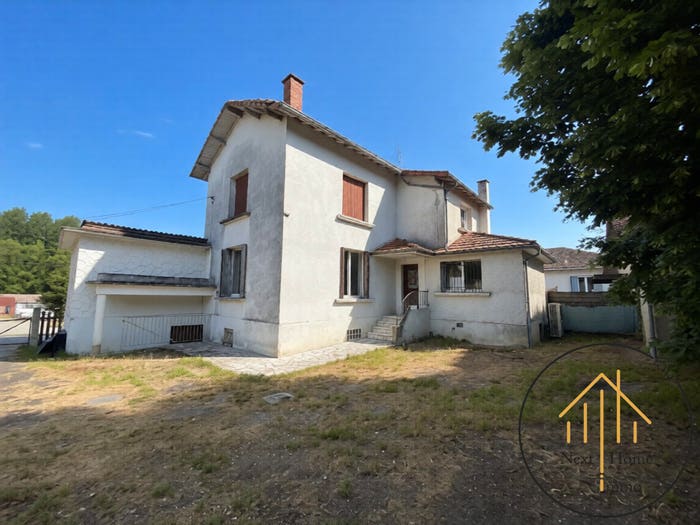 Maison 6 pièces à Chalais, à vendre