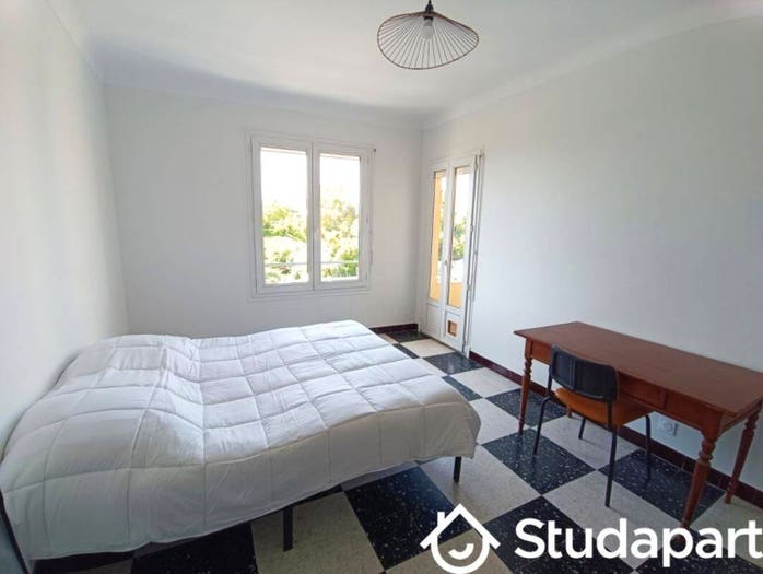Arenas, Nice : Appartement 1 pièce à louer