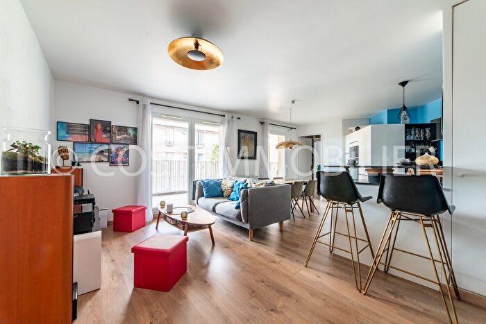 Asnières-sur-Seine, Coubertin : Appartement 3 pièces à vendre