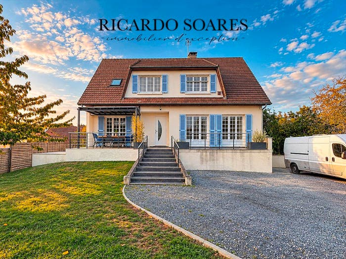 Maison 9 pièces à vendre - Cinqueux