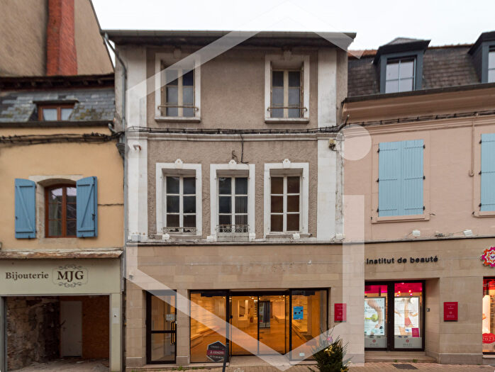 Cosne-Cours-sur-Loire - Maison 8 pièces à vendre