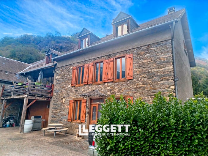 Cier-de-Luchon : Maison 7 pièces à vendre