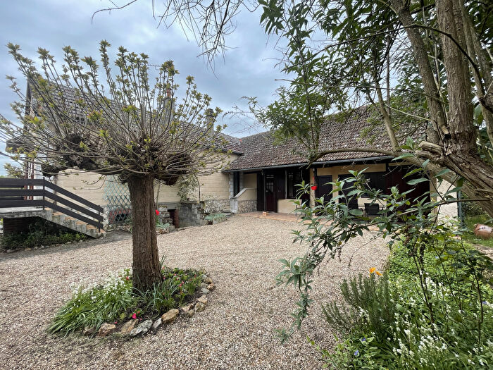 Maison 4 pièces à Neuvy-sur-Loire, à vendre