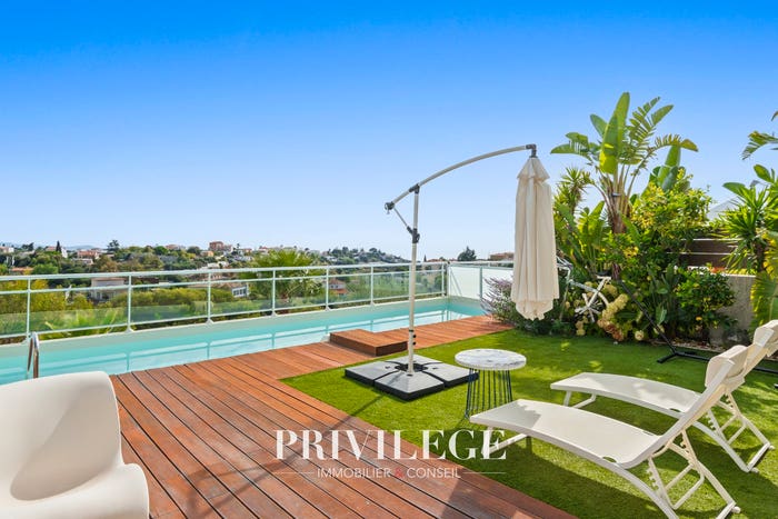Maison 5 pièces à Nice, Saint-Antoine, à vendre
