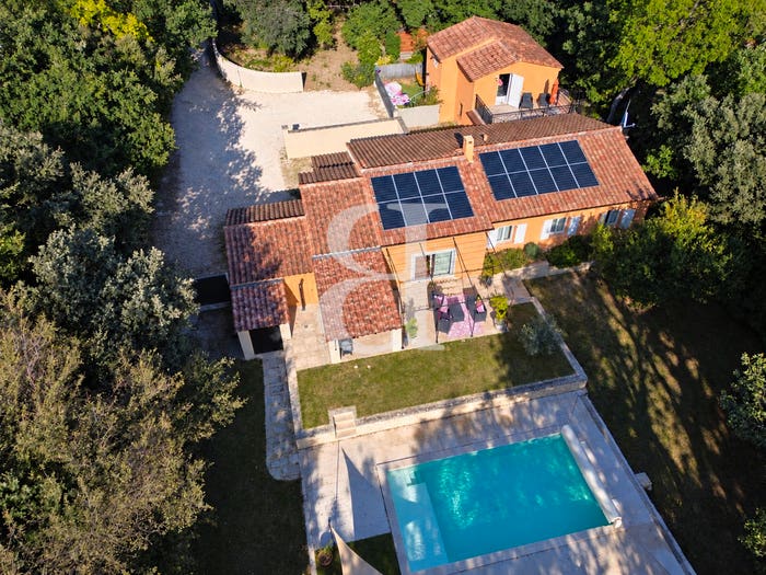 Saumane-de-Vaucluse - Maison 7 pièces à vendre