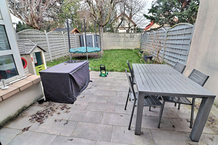 Maison 4 pièces à vendre à Neuilly-sur-Marne, Primevères, Chanoux