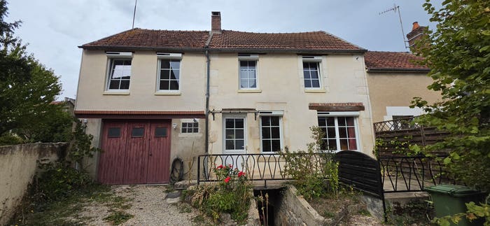 Maison 4 pièces à Crain, à vendre