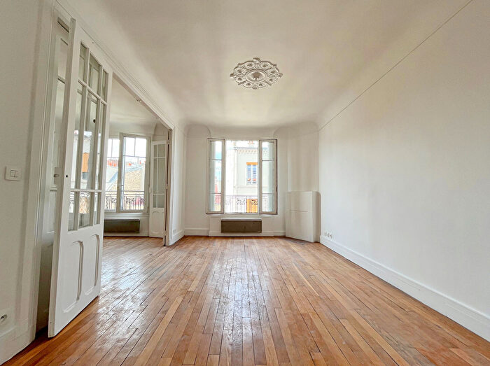 Asnières-sur-Seine, Centre-ville : Appartement 7 pièces à vendre