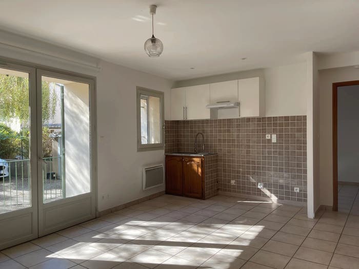 Appartement 2 pièces à Pernes-les-Fontaines, à louer