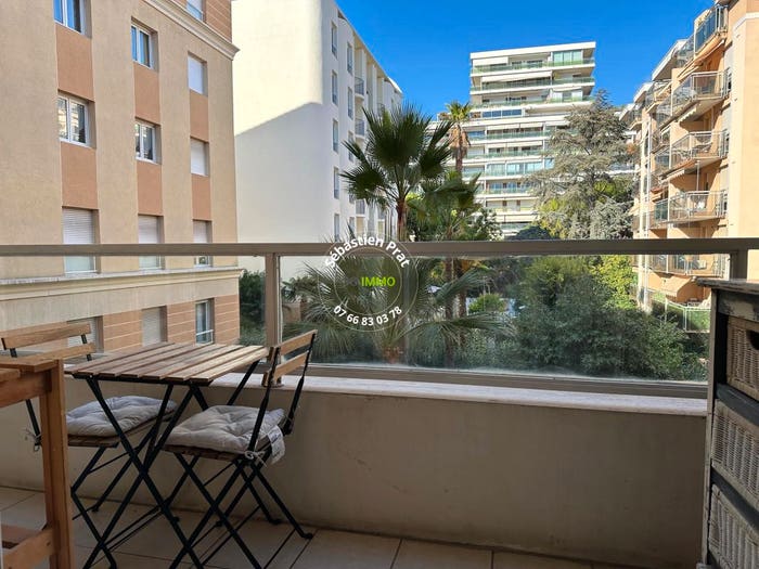 Appartement 2 pièces à vendre - Cannes, Carnot