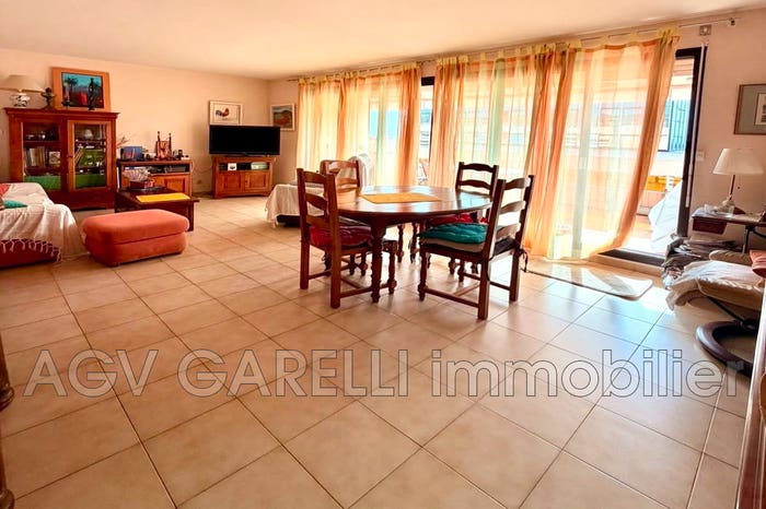 Appartement 3 pièces à vendre - Hyères