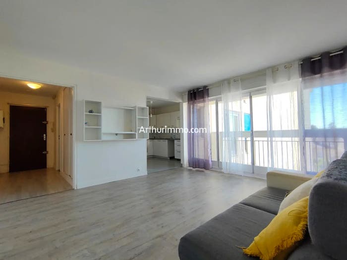 Sucy-en-Brie, Petit Val, Côte - Appartement 2 pièces à louer
