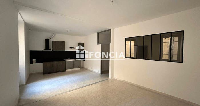 Appartement 3 pièces à Arènes, Nîmes, à louer