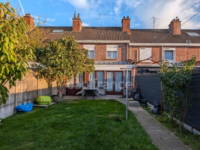 Neuville-en-Ferrain - Maison 5 pièces à vendre