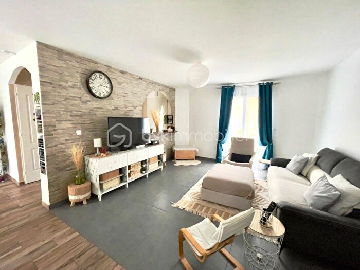 Maison 4 pièces à vendre à Pussay