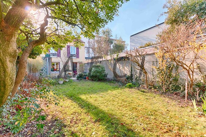 Asnières-sur-Seine, Bécon, Bourguignons - Maison 8 pièces à vendre
