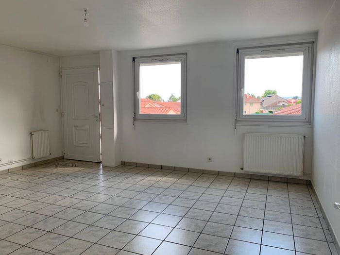 Appartement 3 pièces à louer à Savigneux