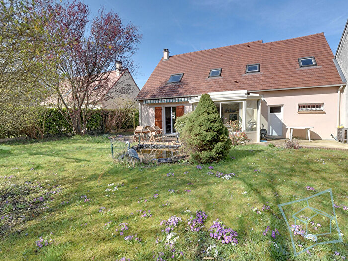 Saint-Rémy-lès-Chevreuse : Maison 5 pièces à vendre