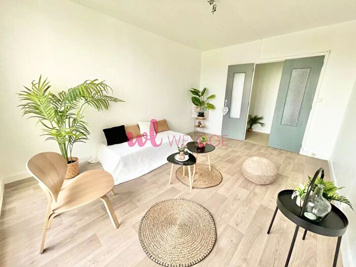 Mantes-la-Jolie, Gassicourt : Appartement 3 pièces à vendre