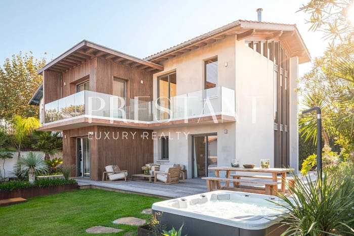 Maison 6 pièces à vendre - Saint-Jean-de-Luz, Chibaou Berria, Acotz, Beraun
