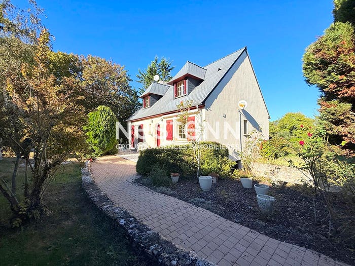 Maison 7 pièces à Louresse-Rochemenier, à vendre