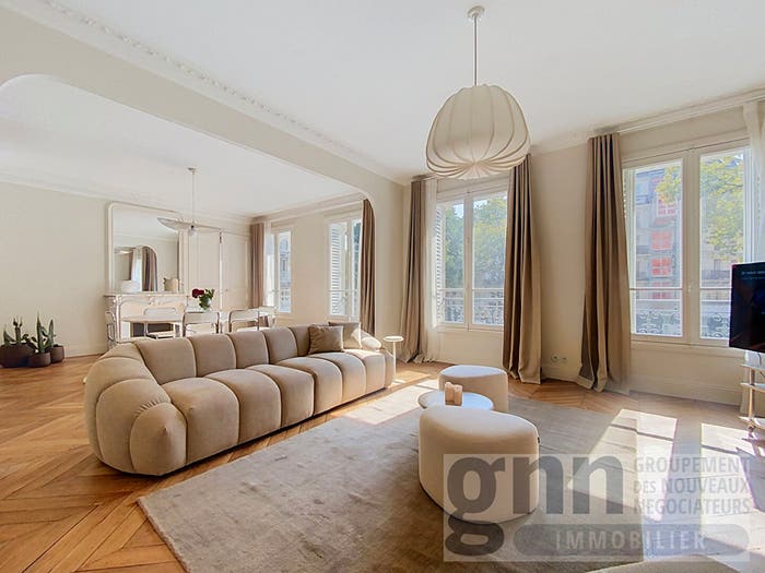 Paris 4ème, Saint-Merri : Appartement 5 pièces à vendre