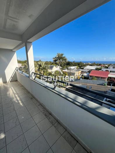 Saint-Pierre, Ravine des Cabris : Appartement 3 pièces à vendre