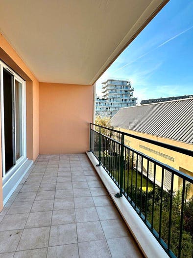 Appartement 3 pièces à Petit Colombes-Charles de Gaulle, à louer