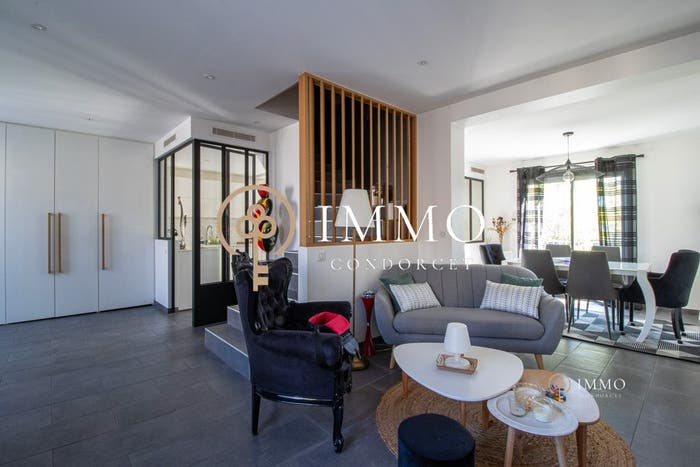 Maison 5 pièces à L'Haÿ-les-Roses, Petit Robinson, à vendre