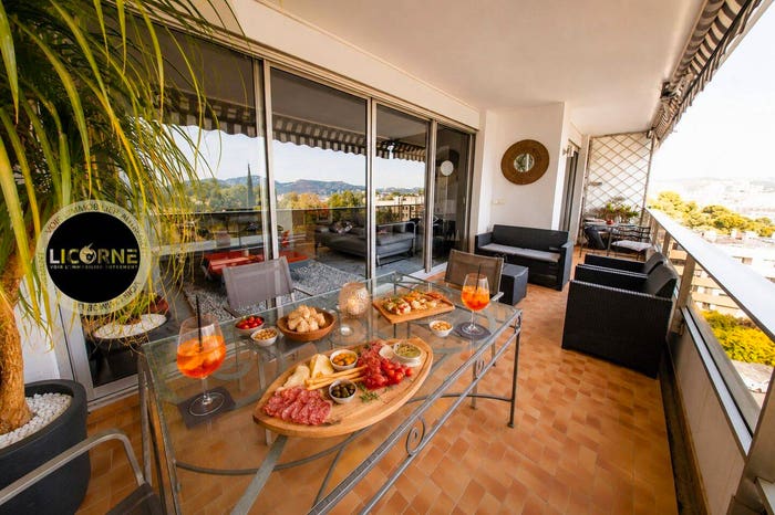 Périer, Marseille 8ème arrondissement : Appartement 5 pièces à louer