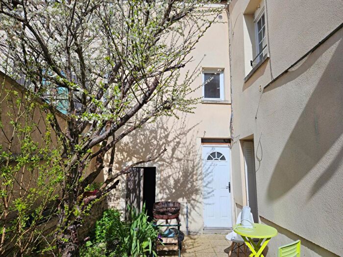 Étampes, Saint-Pierre - Appartement 1 pièce à vendre
