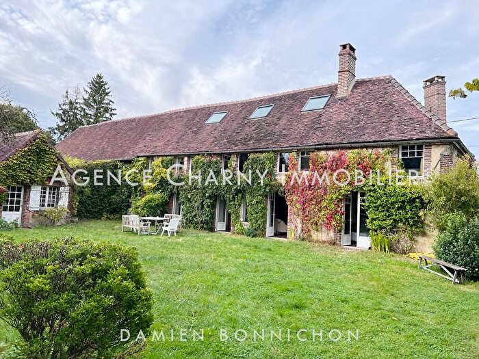Maison 8 pièces à vendre à La Ferté-Loupière
