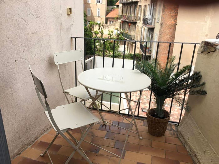 Cinq Avenues, Marseille 4ème arrondissement : Appartement 2 pièces à louer
