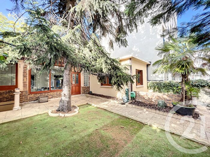 Bois-Colombes, Jean Mermoz : Maison 4 pièces à vendre