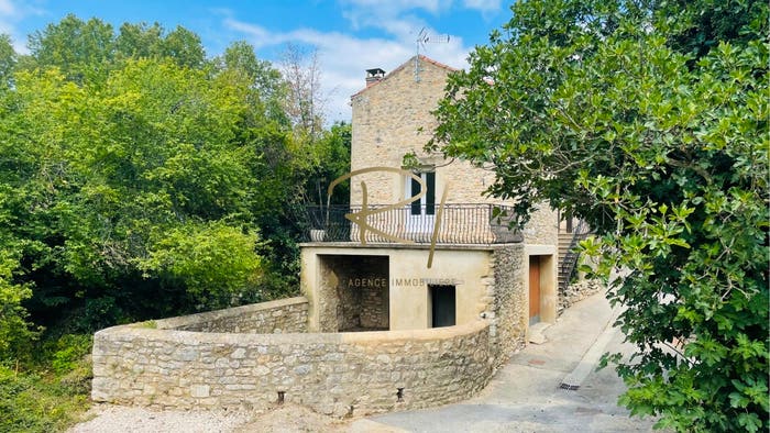 Laval-Saint-Roman : Maison 4 pièces à vendre