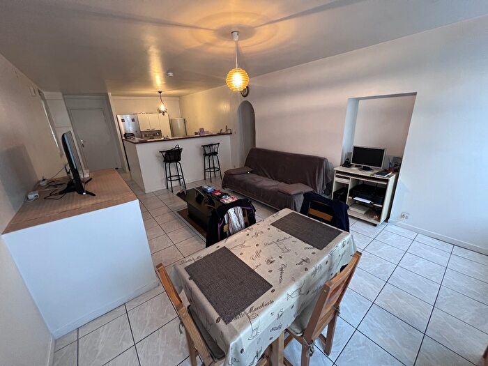 Appartement 2 pièces à vendre à Saint-Chéron