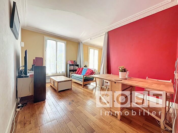 Asnières-sur-Seine, Centre-ville : Appartement 3 pièces à vendre