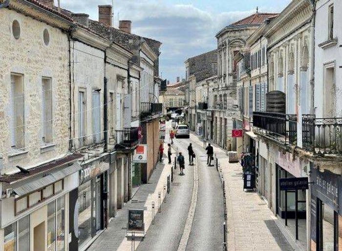 Lesparre-Médoc : Maison 7 pièces à louer