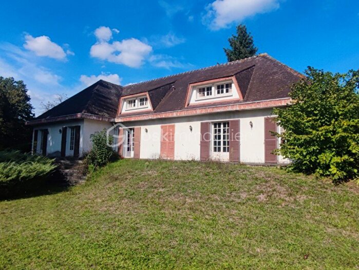 Maison 10 pièces à vendre - Morigny-Champigny