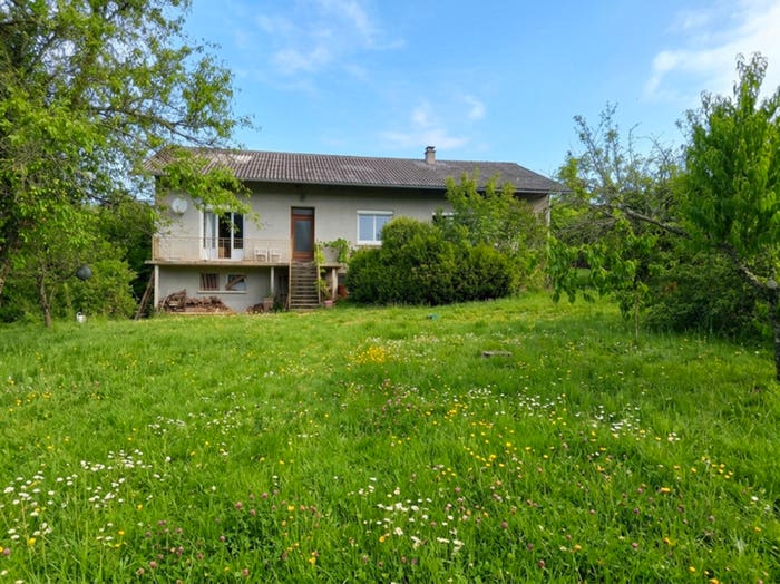Cruzy-le-Châtel : Maison 6 pièces à vendre