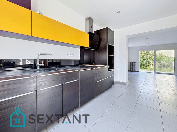 Maison 5 pièces à Grand-Couronne, à vendre